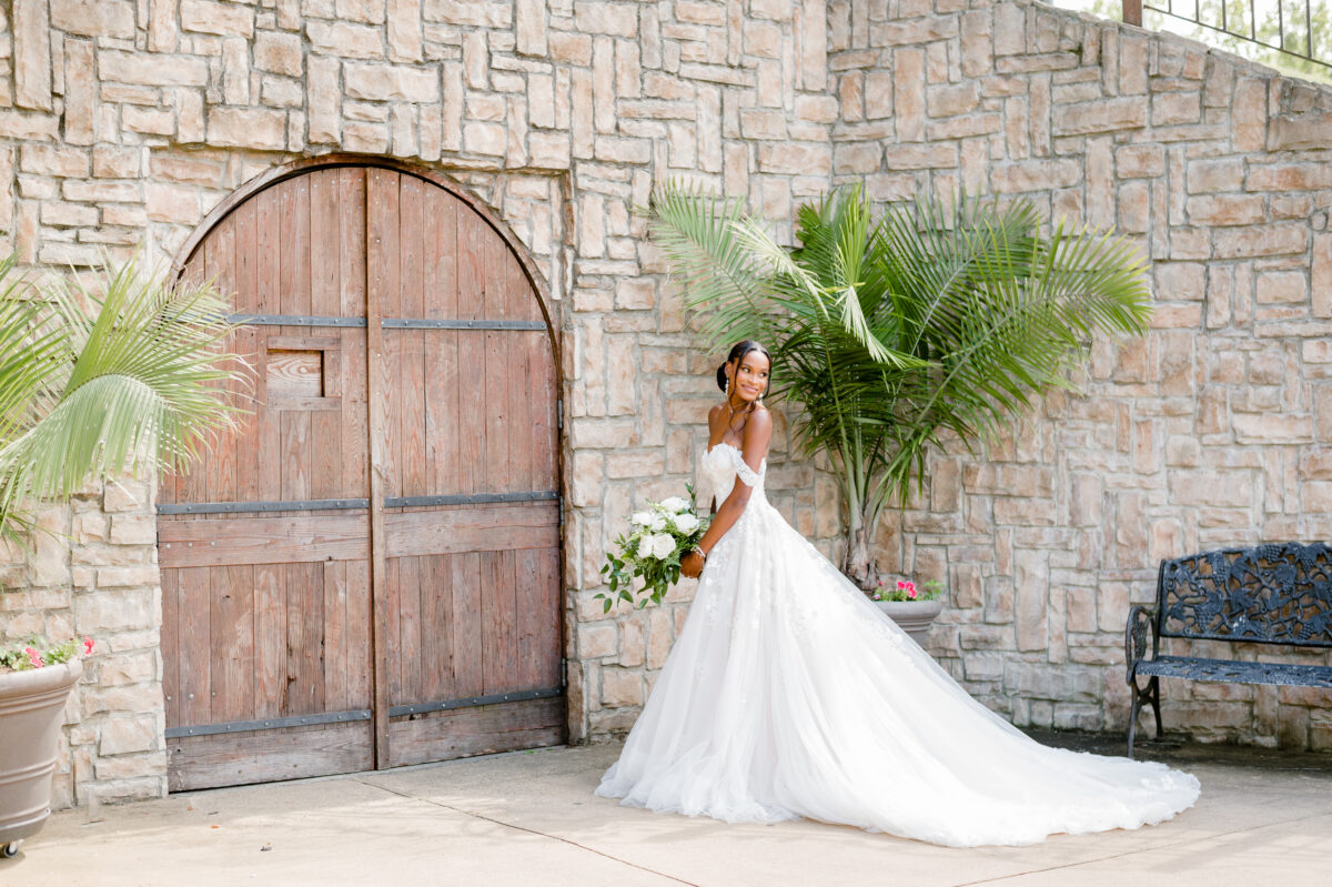 Steven + Kiara August Wedding | Potomac Point Winery